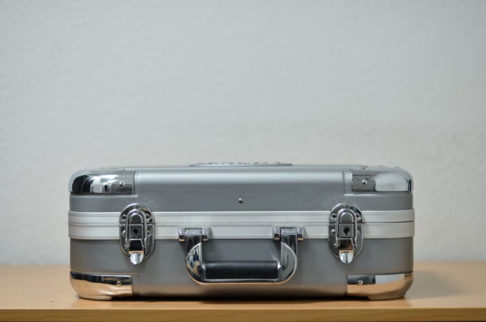 15 Different Types of Luggage Material – Journey Junket